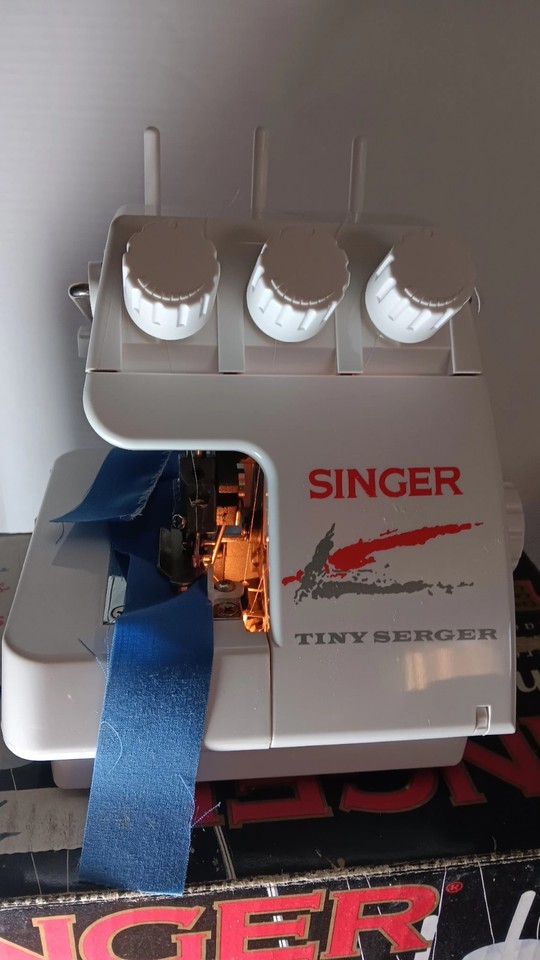 SINGER TINY SERGER MODEL# TS380 Plus Overedging Sewing Machine-In Box ...