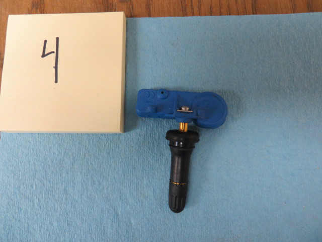 SENSOR,TIRE PRESSURE-TPMS-GM,CHEVY,CADILLAC 22853740, 433MHz NEW!! | eBay