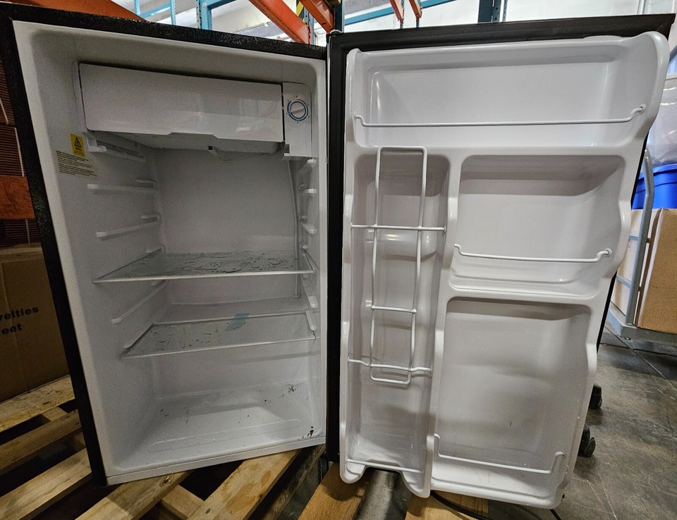 RCA RFR322 Mini Refrigerator, Compact Freezer Compartment | eBay