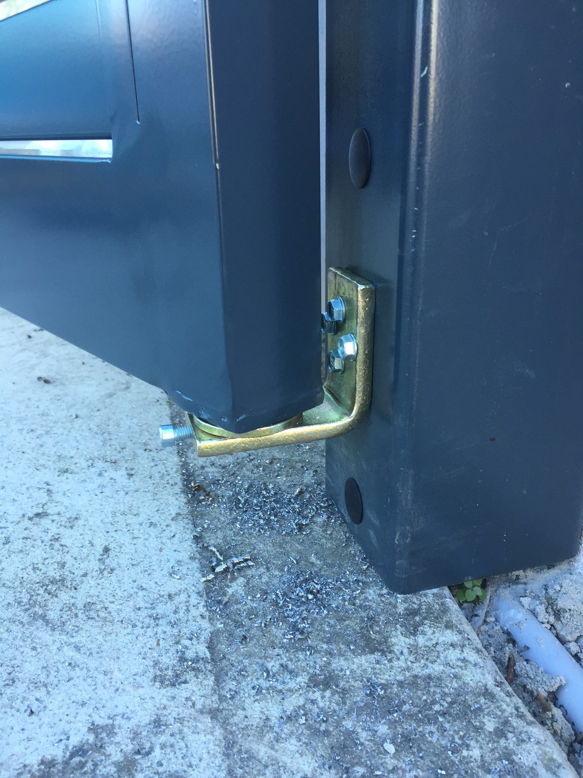 Swing Gate Punch In Ball Bearing Hinges 350 kgs-50x50 SHS (for ...