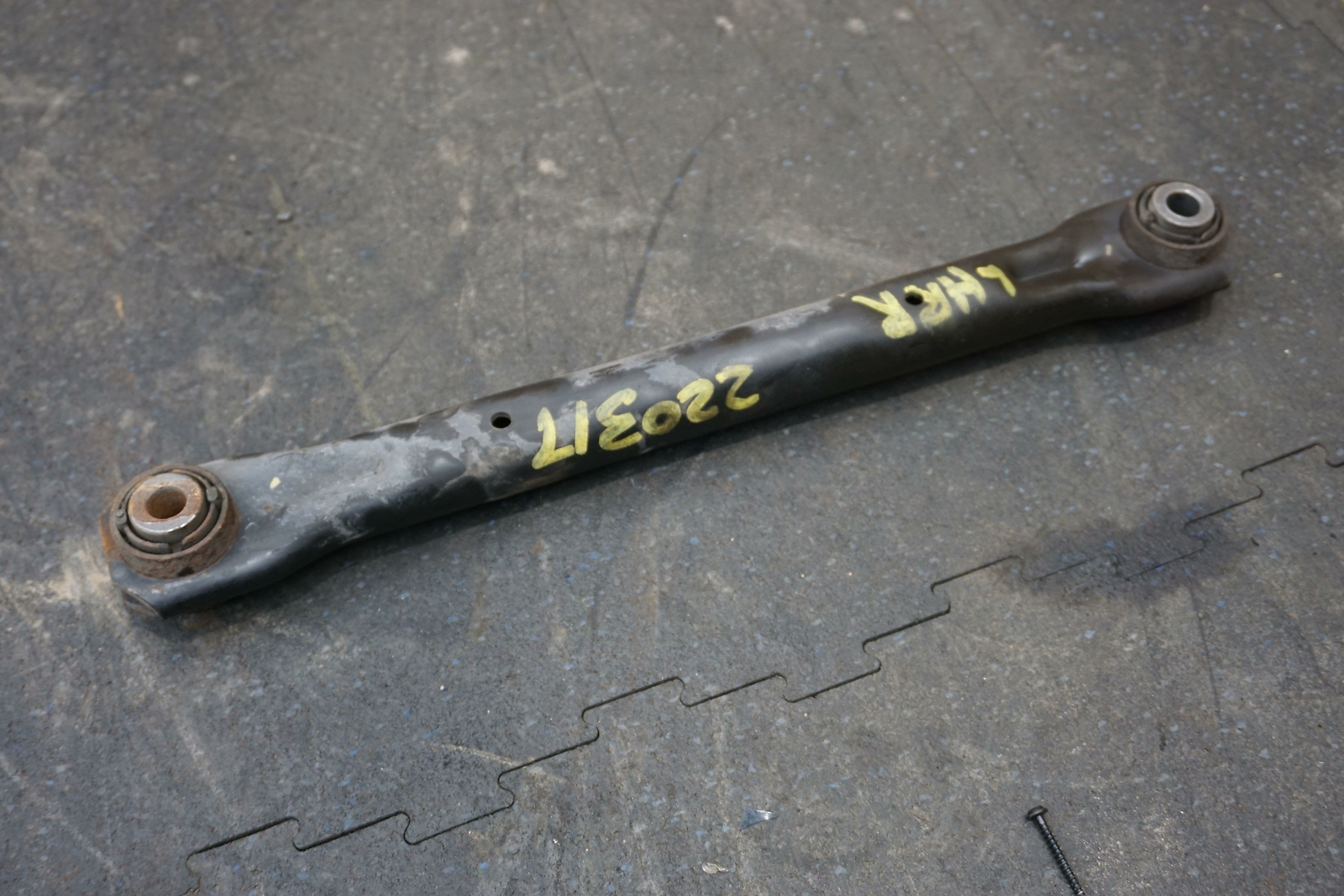 3 Rear Left Suspension Control Arm LR029576 LR001176 Range Rover Evoque ...