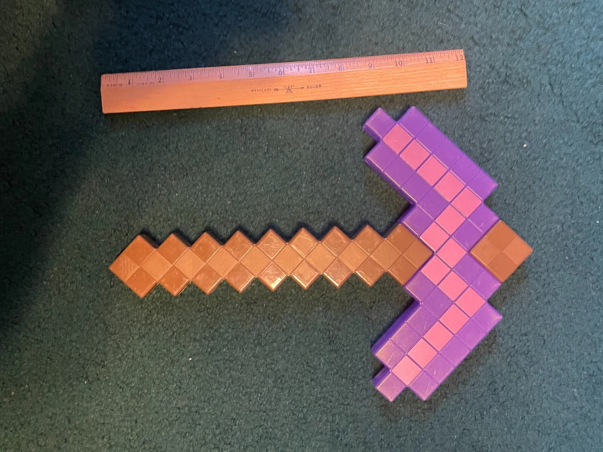 Minecraft Enchanted Pickaxe