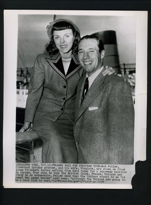 Bob Feller & wife Virginia 1952 Wire Photo European vacation Cleveland ...
