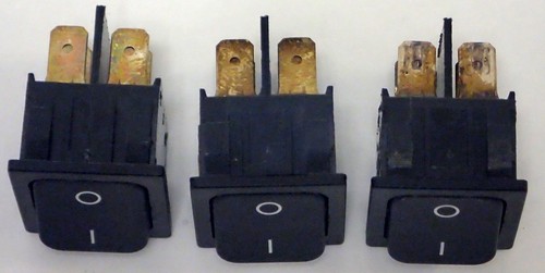 LOT OF 3 T105/55 T-SERIES ROCKER SWITCH SNAP-IN PANEL MOUNT 125-250 VAC ...