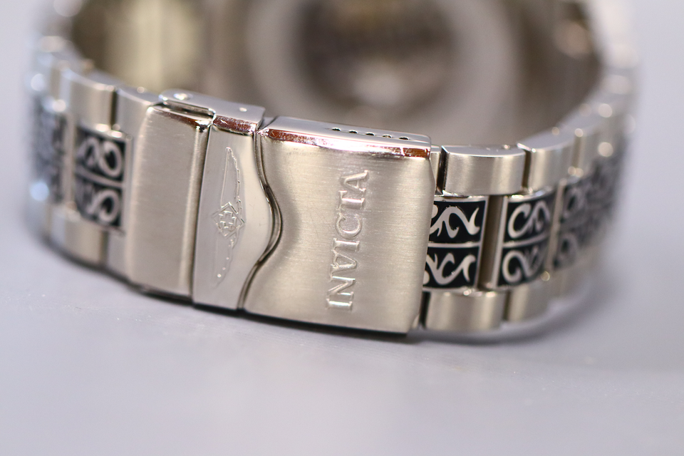 Invicta Artist Collection Skull Case 50mm Antique Silver/Black ...