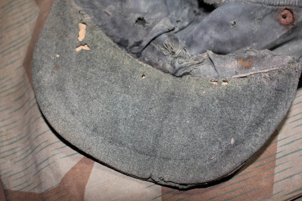 ORIGINAL WW2 GERMAN M43 M44 FELDMUTZE ARMY FIELD CAP REMAINS EASTERN ...