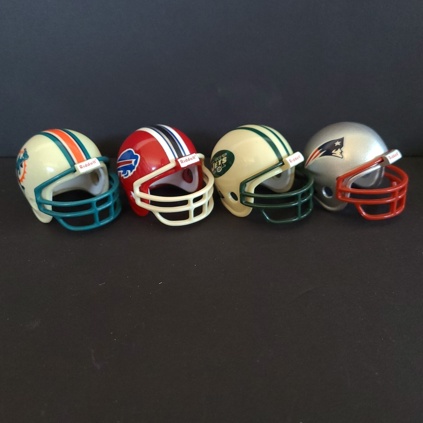 NFL Football Pocket Pro mini Helmet - Throwback Traditional Riddell ...