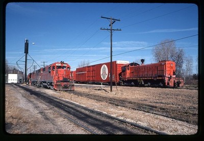 Ann Arbor AA EMD ALCO & 86' Auto Parts Boxcar Scene Original Kodachrome ...