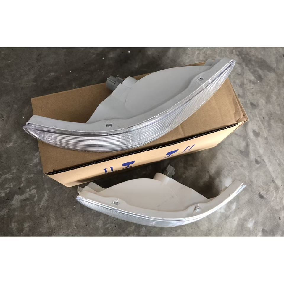 TOYOTA COROLLA 1993-1997 AE100 & 101 FX BUMPER SIGNAL WHITE | eBay