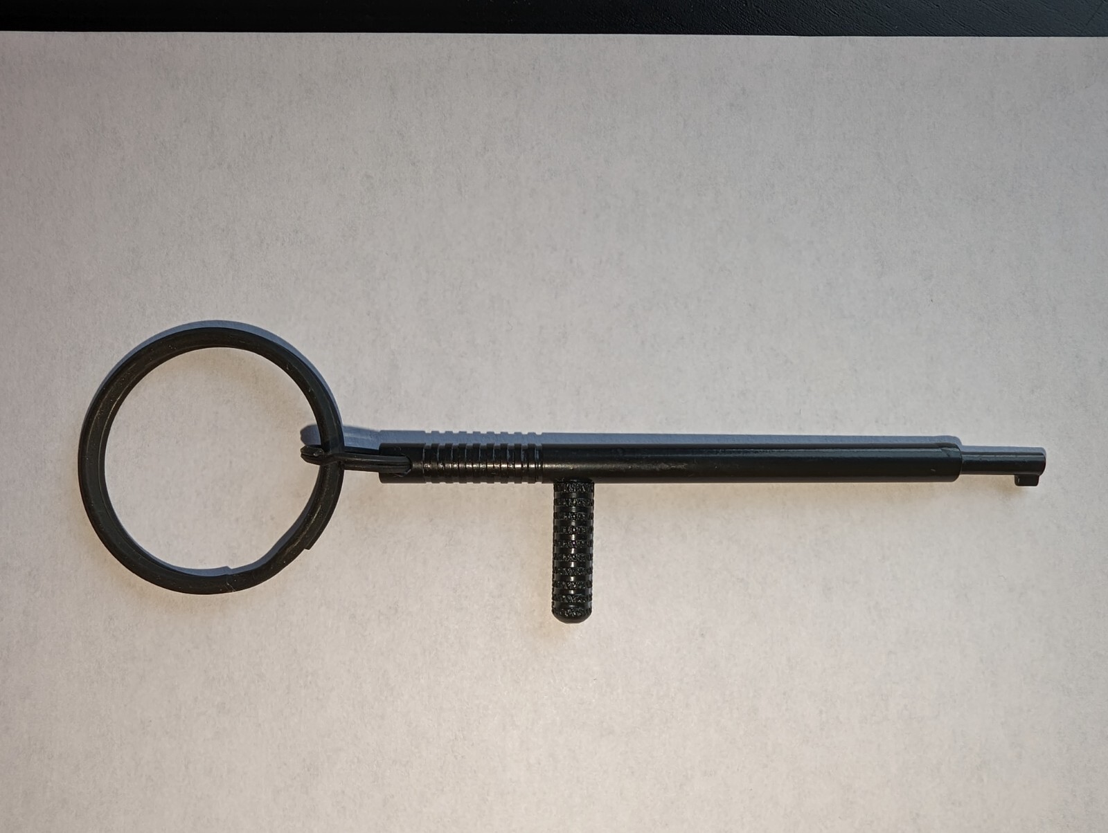 UNIVERSAL HANDCUFF KEY POLICE BATON KEY CHAIN - $8.99 and Free Shipping!!!