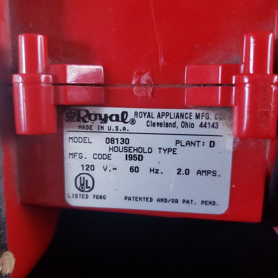 Vintage Royal Dirt Devil Hand Vacuum Model 08130 USA Red Sweeper **Some ...