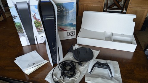 PS5 With Dual Sense Controller excellent working condition, with ...