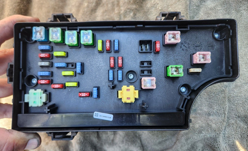 2016-2017 Jeep Patriot Compass TIPM Fusebox Fuse Box Relay Module ...