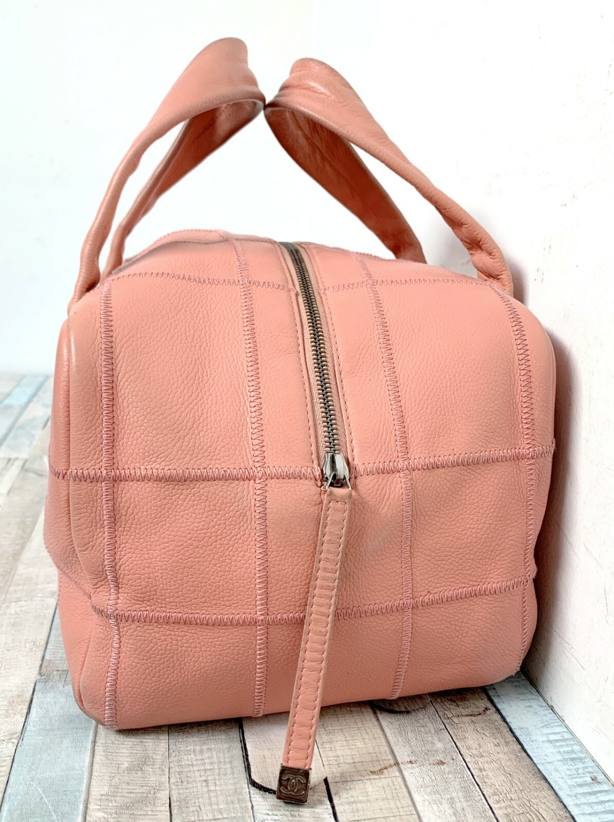 AUTHENTIC CHANEL CAVIAR PINK STITCH LEATHER MEDIUM ZIP TOP SQUARE PURSE ...