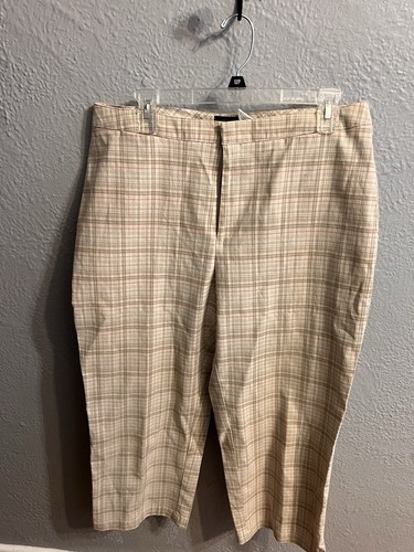 Ladies Dockers Stain Defender Beige Plaid Capri Size 14 | eBay