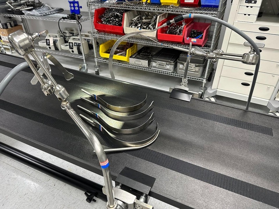 Automated Medical Iron Intern Retractor Rectal Set, Fiber Optic Blades ...