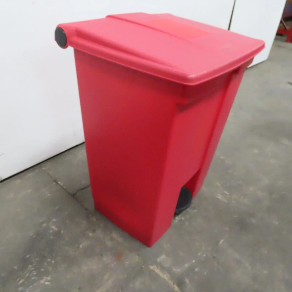Rubbermaid Trash Can Red Bullet