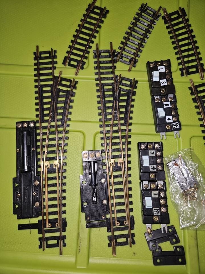 Atlas HO Scale Brass Switches Lot 2 Left & 2 Right Turnouts | eBay