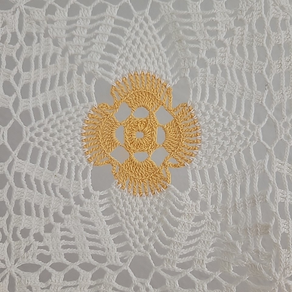 Hand Crocheted Tablecloth Granny Core Lace Afghan Throw Doily Cotton 42 ...