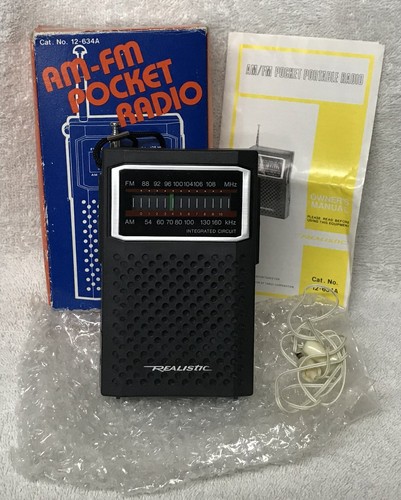 Vintage REALISTIC Radio Shack Cat. No. 12-634A Black AM FM Transistor ...