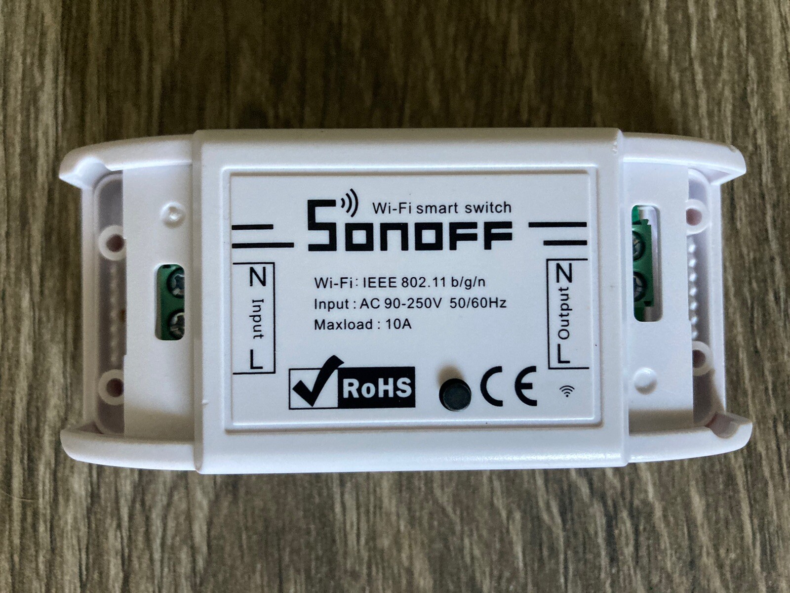 Sonoff Basic WiFi Smart Switch 100-240V 10A (Remote Control Appliances ...