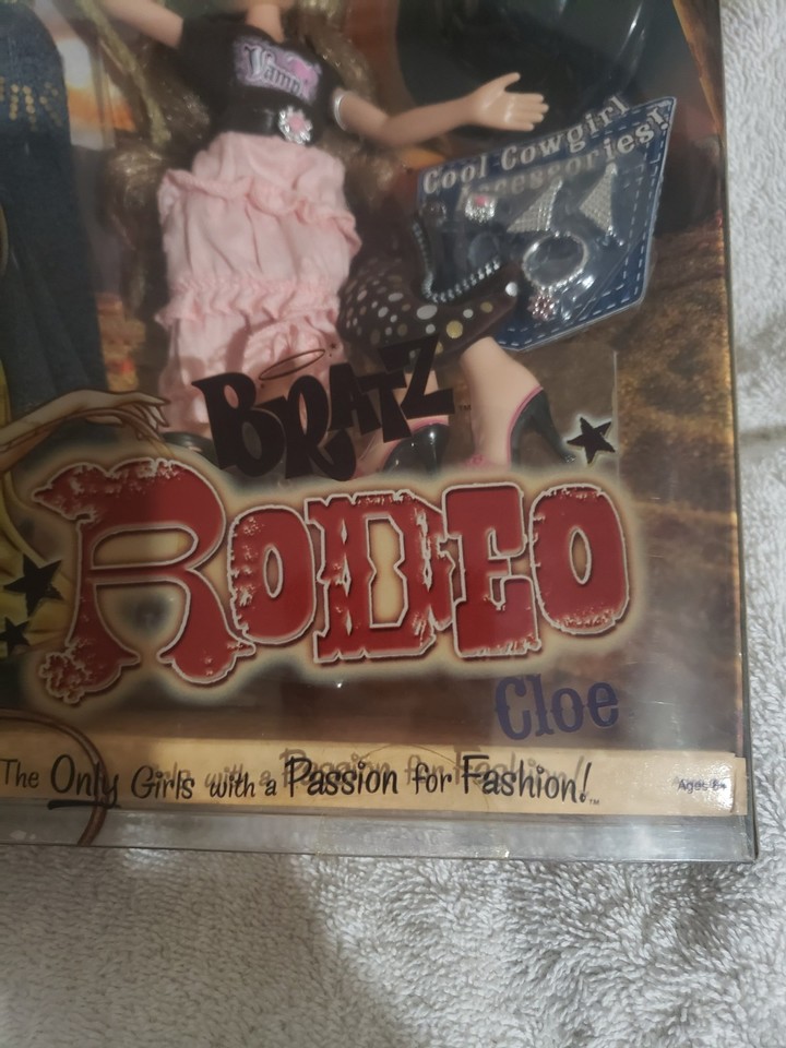 2006 Bratz Rodeo Cloe doll NRFB MGA Entertainment Cowgirl PLEASE READ ...