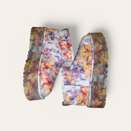 UGG Classic Ultra Mini Platform Boot Collina Strada Light Blue Floral ...