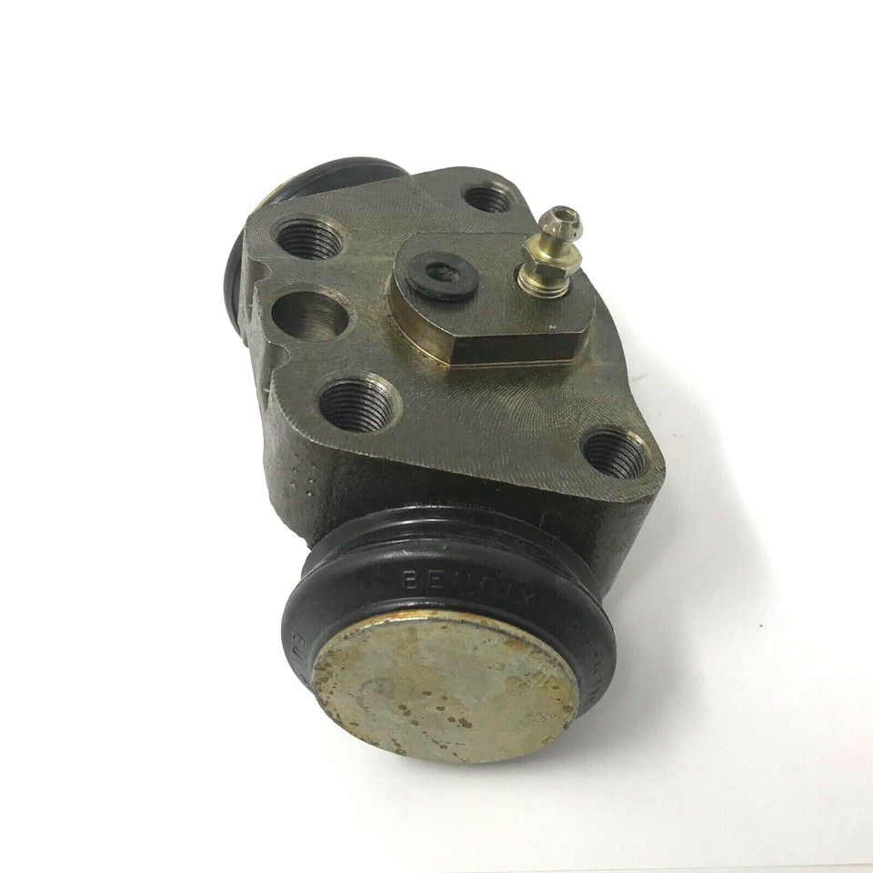 122945 Dresser 4150953 Bendix Wheel Cylinder WITH BLEEDER New OEM | eBay