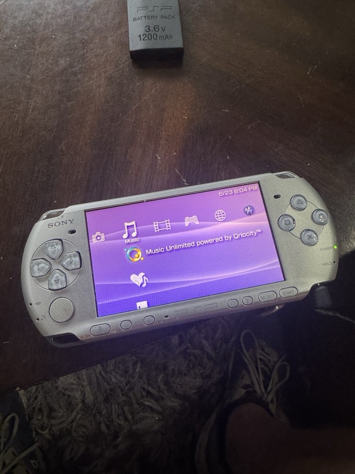 Sony PlayStation Portable PSP-3001 Silver Console & Game! | eBay