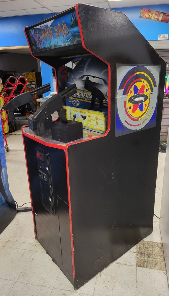 ZOMBIE RAID Full Size Arcade Gun Shooting Video Game Machine - WORKS ...