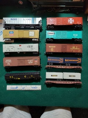 10 HO TRAIN CARS LOT#60 WITH KADEE COUPLERS | eBay