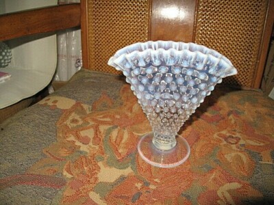 Vintage Fenton Moonstone Opalescent Hobnail Fan Vase - 6" | eBay