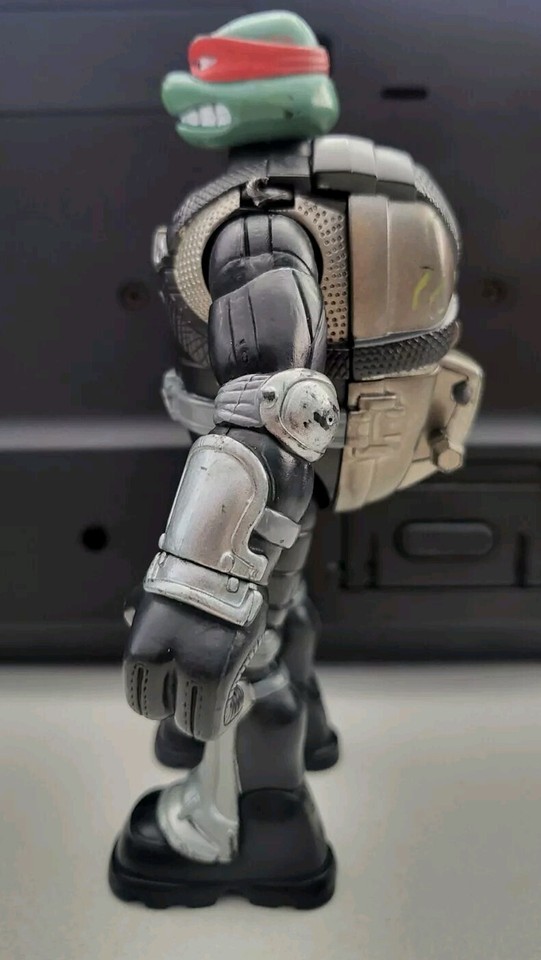 2006 Playmates Raphael Nightwatcher TMNT Figure- No weapons Or ...