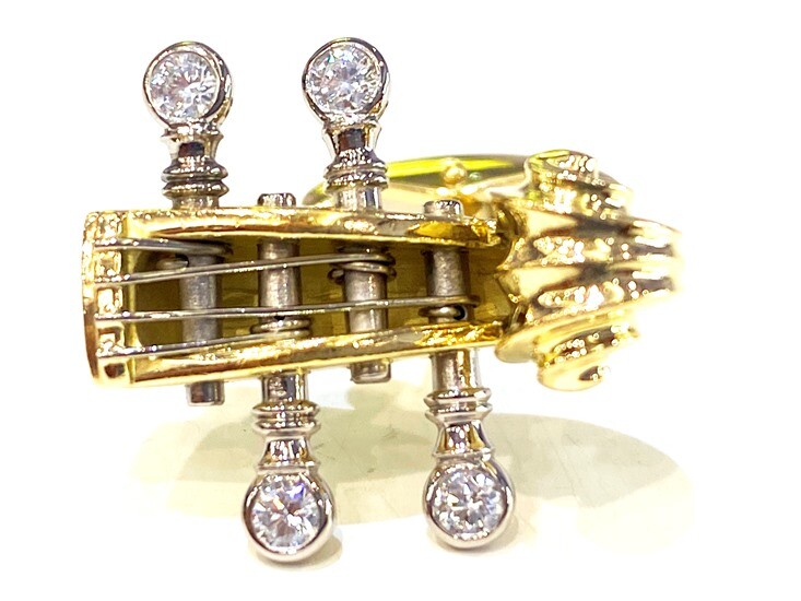 18KW-Yellow Gold Deakin & Francis Set of Violin/Chelo Head Cufflinks ...