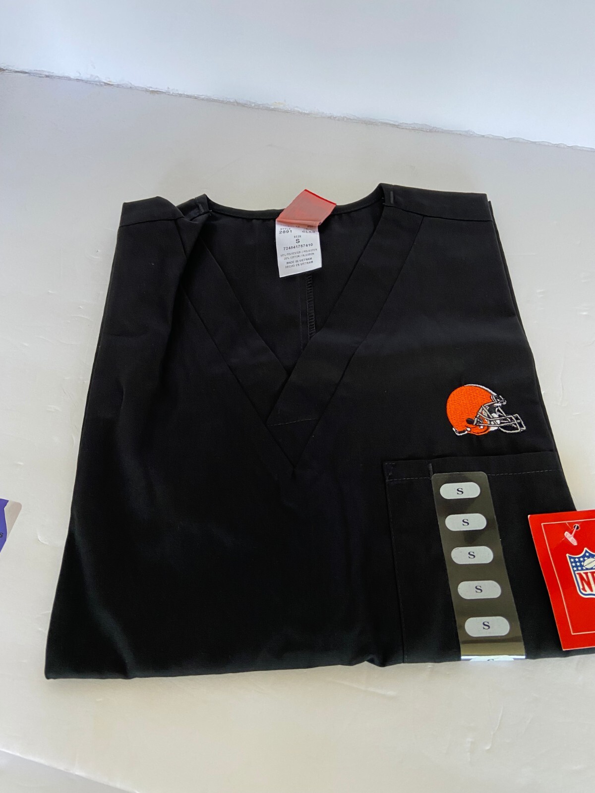 Cleveland Browns Scrubs V Neck Top S Officially NFL Licensed NEW | eBay