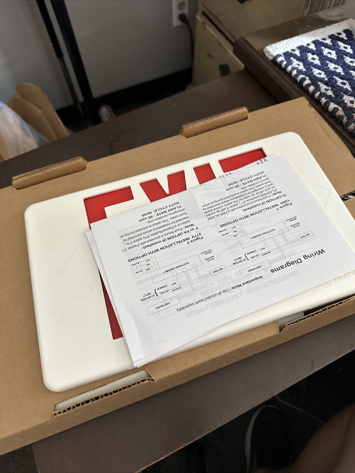 Lithonia Lighting LQM S W 3 R 120/277 EL Exit Sign NEW | eBay