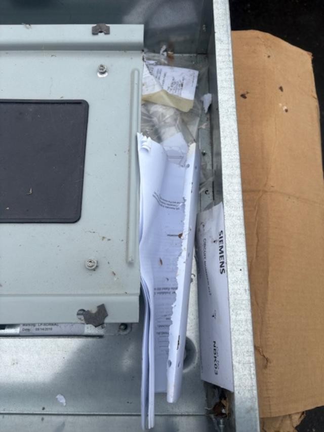 Siemens B44 200 Amp Main Breaker Load Center – New Open Box | eBay