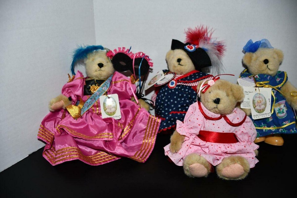 Muffy VanderBear Set of 5: Fan Club Collection Bears Excellent ...