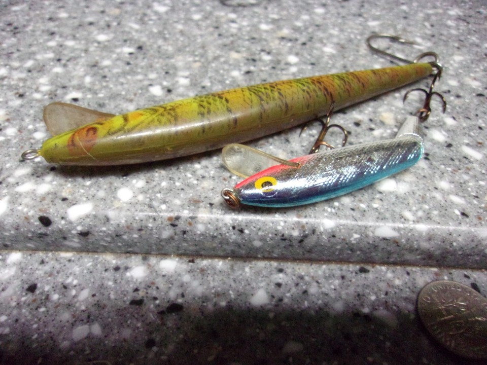 T18 vintage rebel fishing lure pair small jointed blue and natural ...