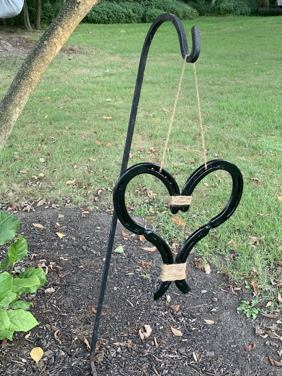 Welded Horseshoe Heart