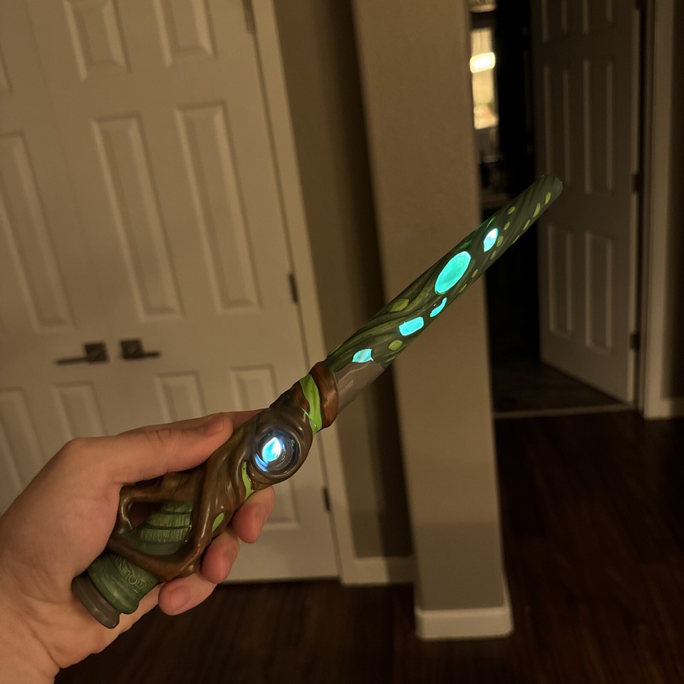 MagiQuest Great Wolf Lodge Wand Brown Green Leaves Vine MagicQuest ...