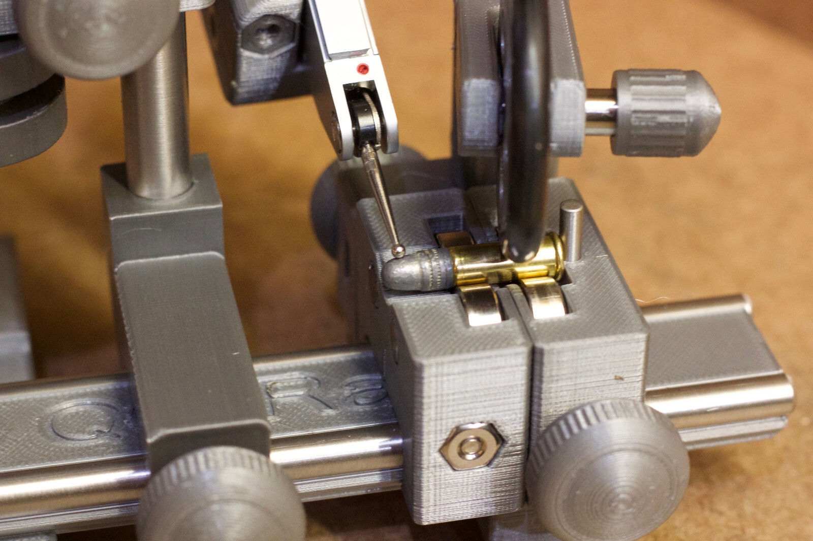 QC-Rail Concentricity Gauge Fixture for Lever Indicators to measure ...