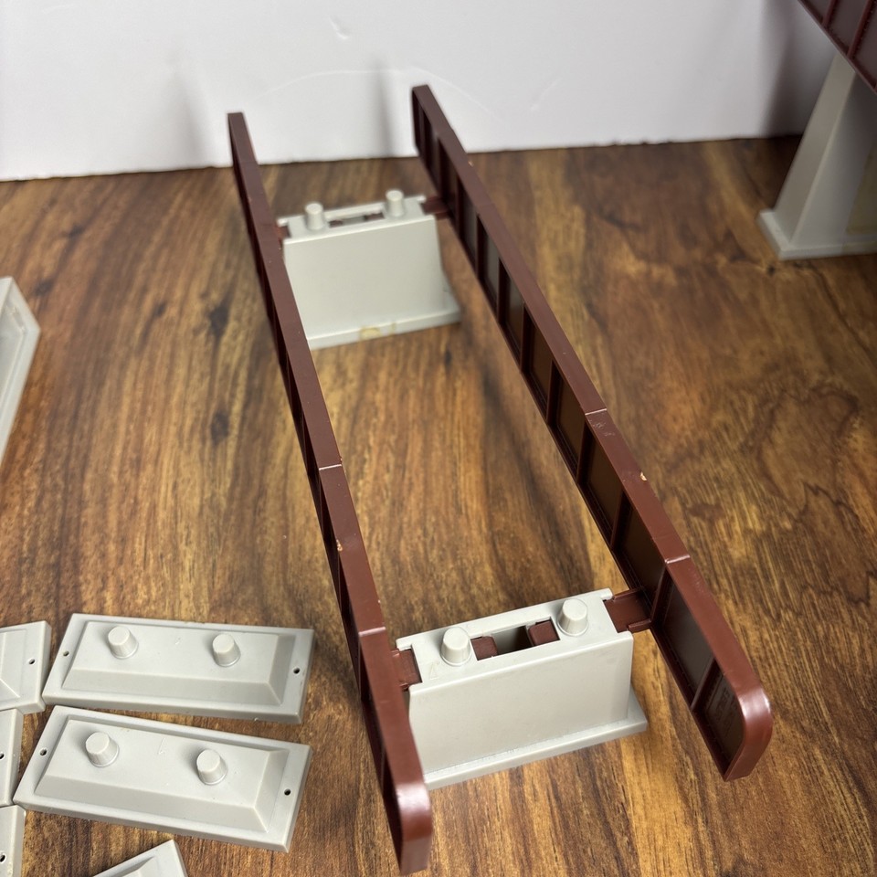 Life Like Snap Together Bridge & Pier Set HO Scale Power-Loc 35+ Piece ...