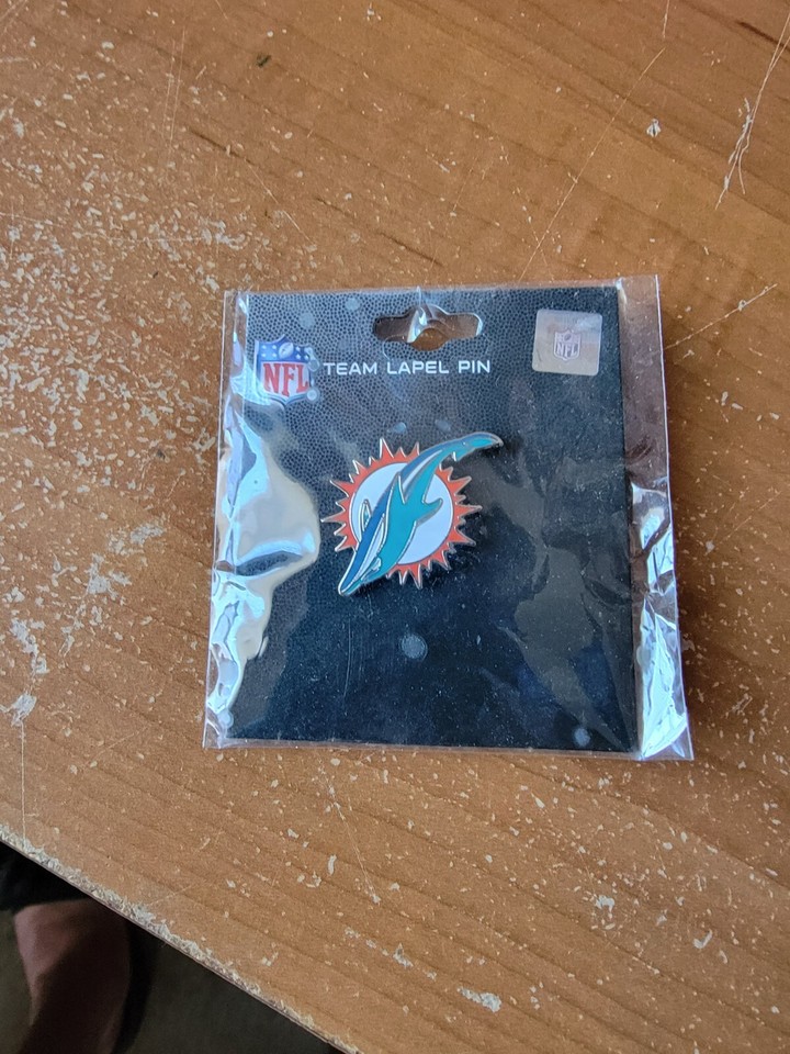 Miami Dolphins Licensed NFL Football Official Team Logo Lapel Pin (New ...