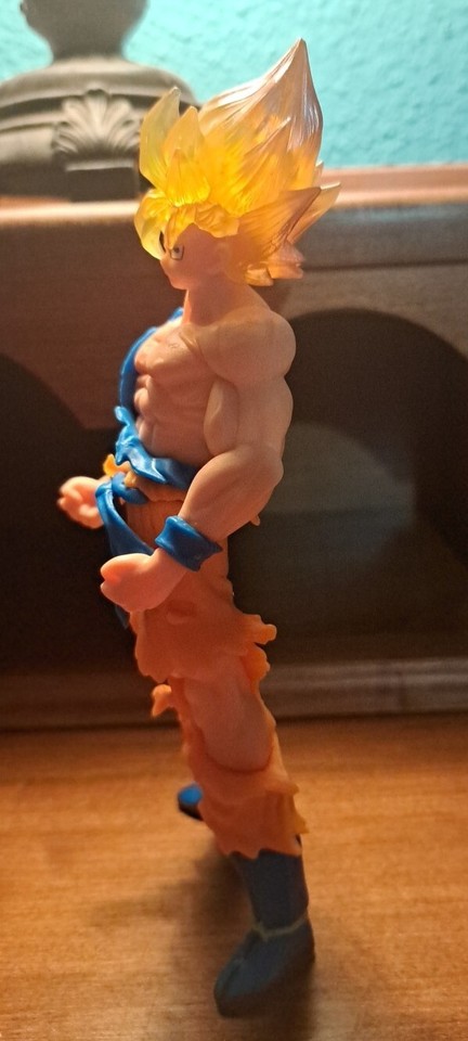 Super Saiyan 2 Goku Figurine Dragon Ball Z | eBay