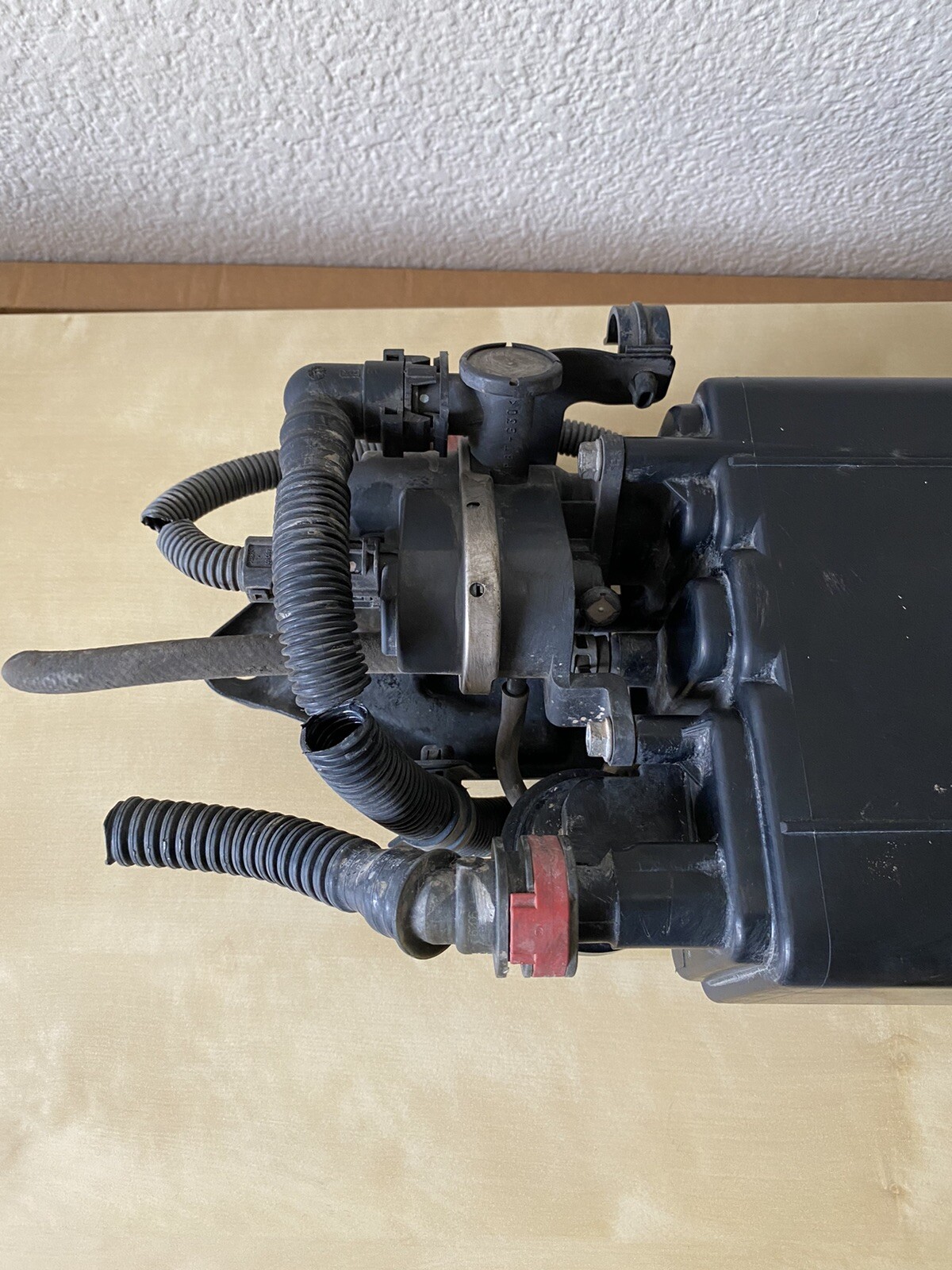 05-12 Toyota Matrix Corolla Fuel Vapor EVAP Charcoal Canister 77740 ...