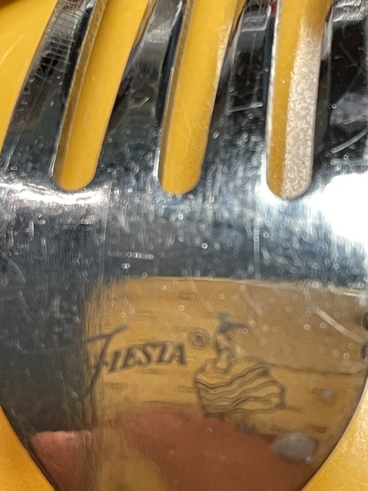 Fiesta Flatware Round Handle SM FORKS: Scarlet Tangerine Peacock ...