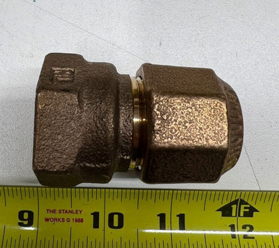 Mueller Reducing Coupling 3/4" x 1" 110 Compression CTS x FIP Thread LF ...