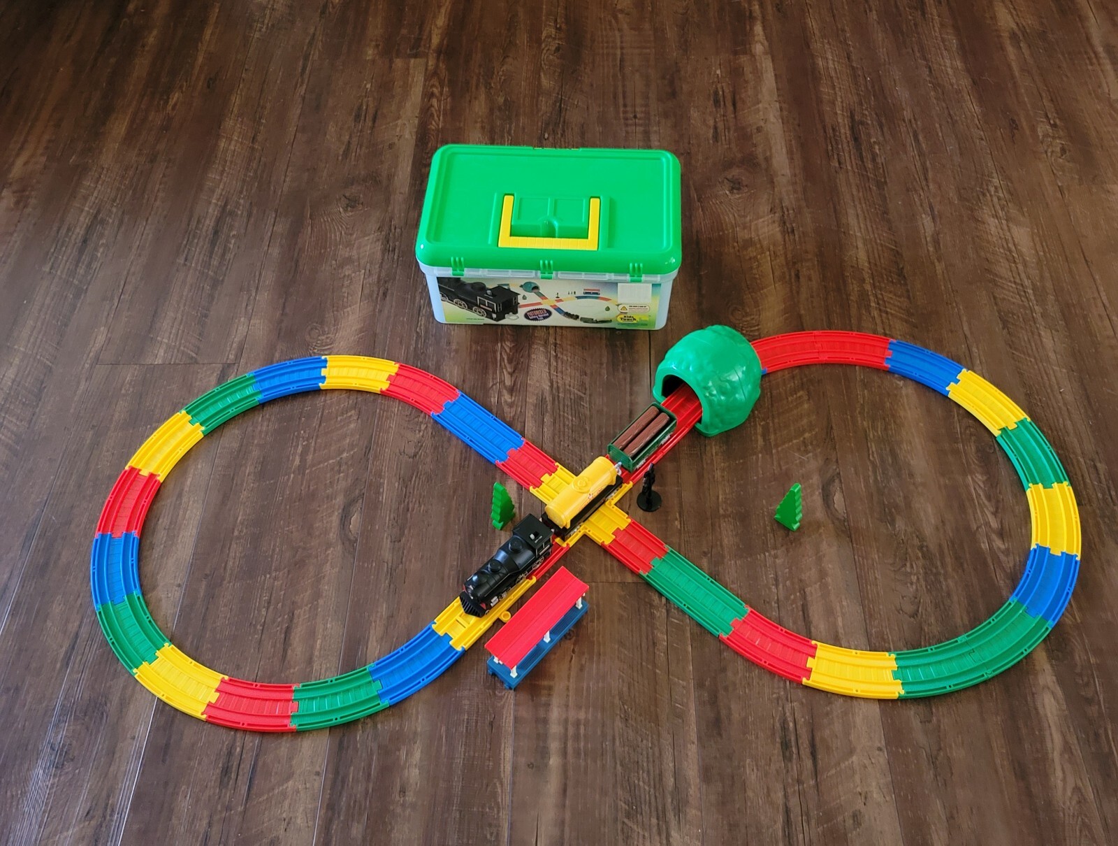 2003 Train Adventure Train Set With Carry Case. 43 Pieces. | eBay
