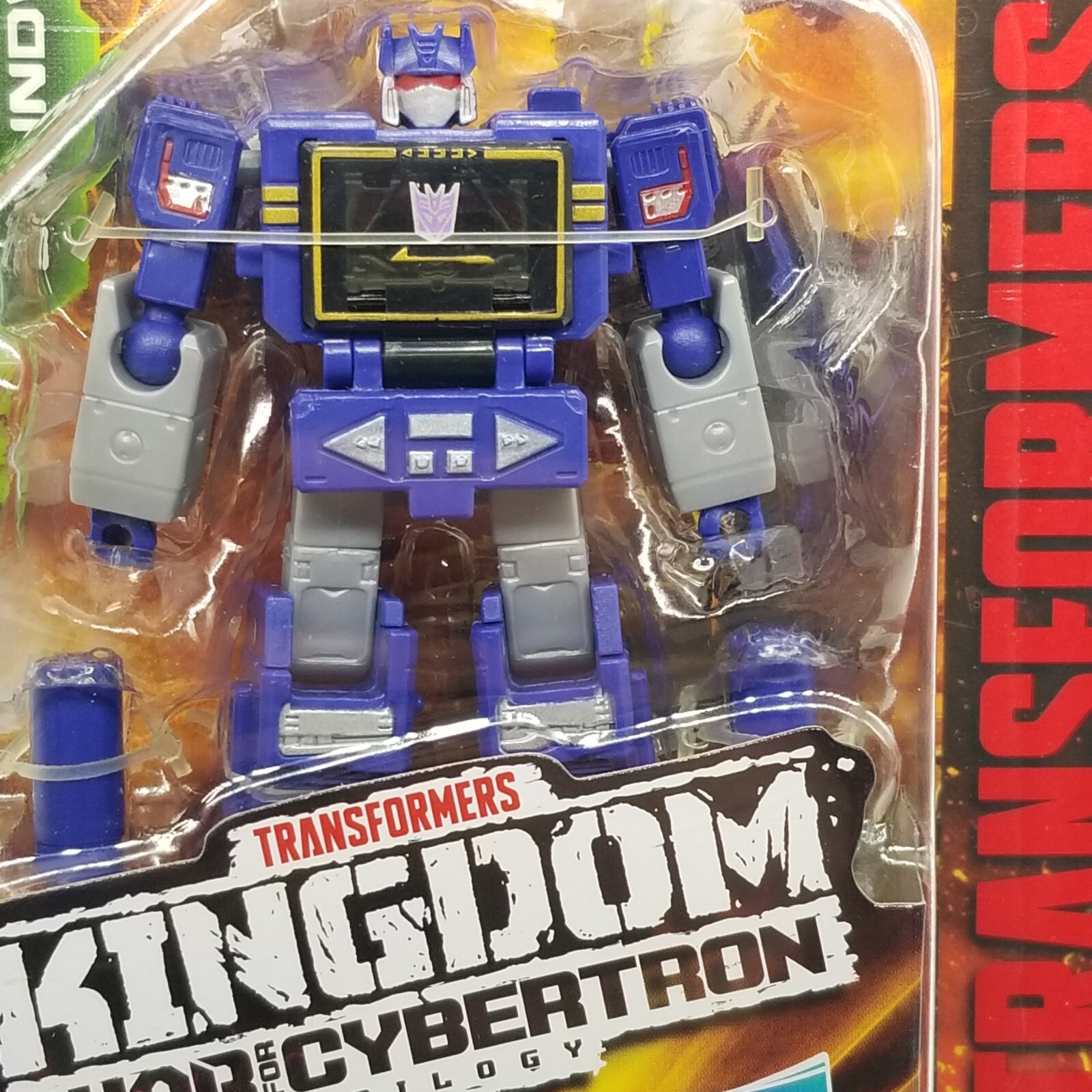 Soundwave Action Figure Transformers War for Cybertron Kingdom Core 4 ...